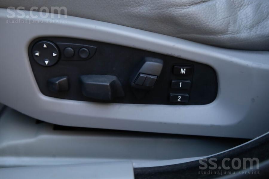 Melns BMW 530 2008 Rīga, ar dzinēja tilpumu 3.00 L un nobraukumu 318 tūkst. km par 5990 €, foto 13 vietnē AUTOMOTO.COM.LV