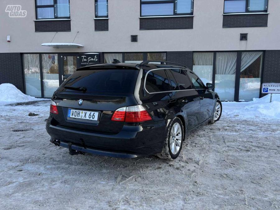 Melns BMW 530 2009 Kauņa, ar dzinēja tilpumu 2.50 L un nobraukumu 370 tūkst. km par 3850 €, foto 3 vietnē AUTOMOTO.COM.LV