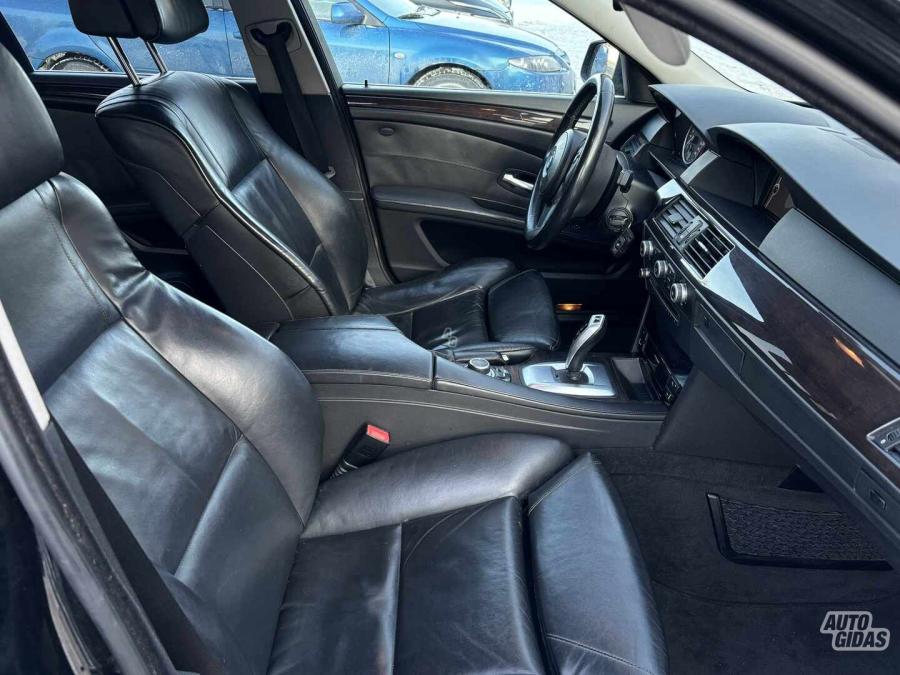 Melns BMW 530 2009 Kauņa, ar dzinēja tilpumu 2.50 L un nobraukumu 370 tūkst. km par 3850 €, foto 9 vietnē AUTOMOTO.COM.LV