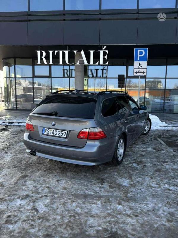 Melns BMW 530 2009 Kauņa, ar dzinēja tilpumu 3.00 L un nobraukumu 310 tūkst. km par 4650 €, foto 5 vietnē AUTOMOTO.COM.LV