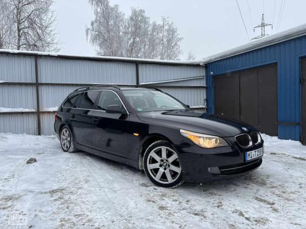 Black BMW 530 2009 in Kaunas, with an engine capacity of 3.00 L and mileage of 387 thousand km for 4450 €, photo 6 on AUTOMOTO.COM.LV