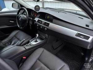 Black BMW 530 2009 in Kaunas, with an engine capacity of 3.00 L and mileage of 387 thousand km for 4450 €, photo 9 on AUTOMOTO.COM.LV