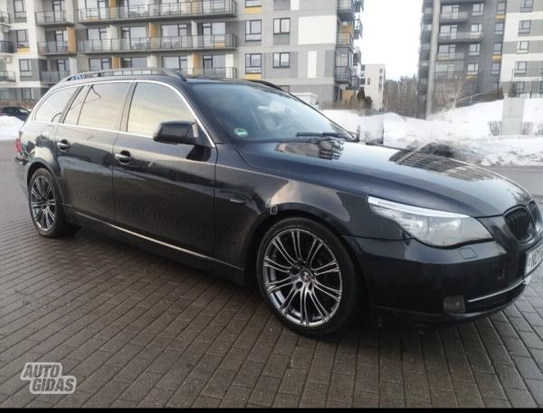 Melns BMW 530 2009 Viļņa, ar dzinēja tilpumu 3.00 L un nobraukumu 330 tūkst. km par 3999 €, foto 1 vietnē AUTOMOTO.COM.LV