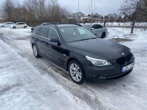 Melns BMW 530 2009 Kauņa, ar dzinēja tilpumu 3.00 L un nobraukumu 430 tūkst. km par 3450 €, foto 3 vietnē AUTOMOTO.COM.LV