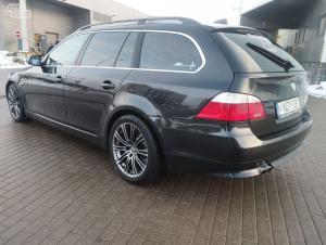 Melns BMW 530 2009 Viļņa, ar dzinēja tilpumu 2.50 L un nobraukumu 330 tūkst. km par 3200 €, foto 5 vietnē AUTOMOTO.COM.LV