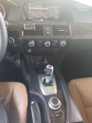 Black BMW 530 2009 in Vilnius, with an engine capacity of 3.00 L and mileage of 366 thousand km for 3000 €, photo 12 on AUTOMOTO.COM.LV