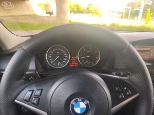 Black BMW 530 2009 in Vilnius, with an engine capacity of 3.00 L and mileage of 366 thousand km for 3000 €, photo 13 on AUTOMOTO.COM.LV