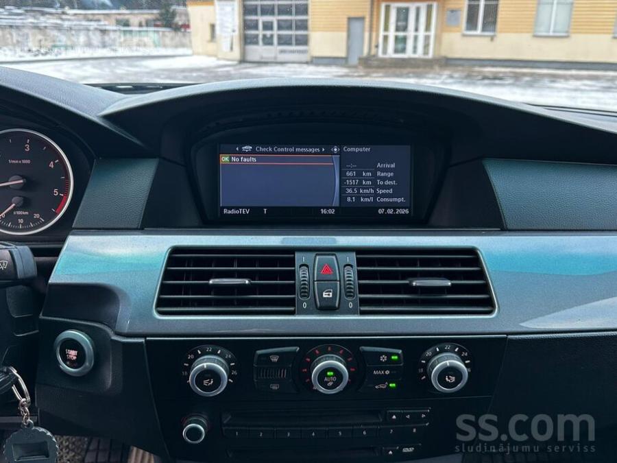 Melns BMW 530 2009 Valmiera, ar dzinēja tilpumu 3.00 L un nobraukumu 292 tūkst. km par 4300 €, foto 22 vietnē AUTOMOTO.COM.LV