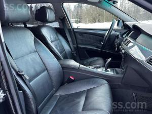Melns BMW 530 2009 Valmiera, ar dzinēja tilpumu 3.00 L un nobraukumu 292 tūkst. km par 4300 €, foto 26 vietnē AUTOMOTO.COM.LV