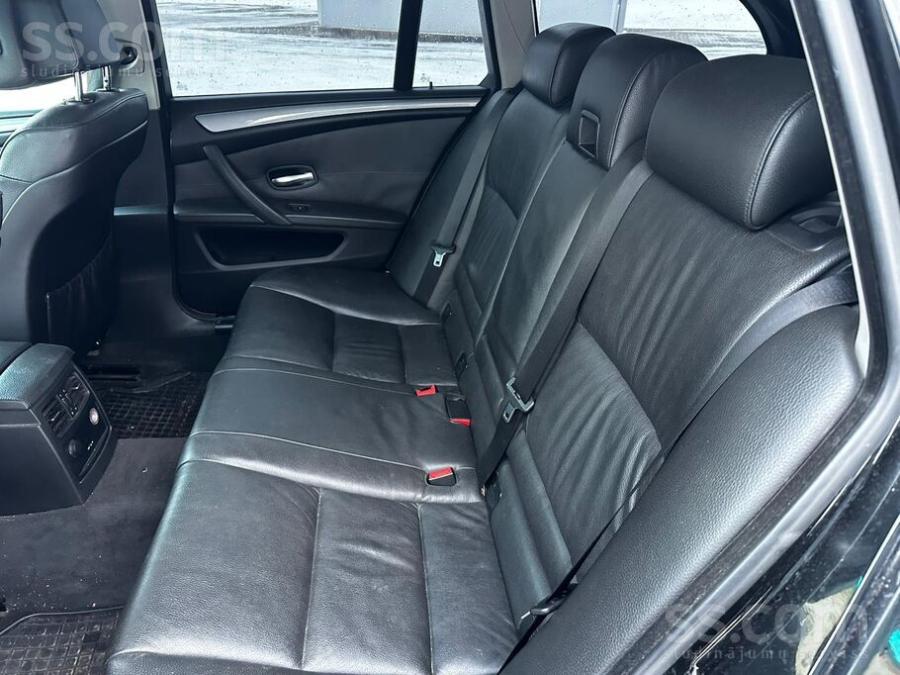 Melns BMW 530 2009 Valmiera, ar dzinēja tilpumu 3.00 L un nobraukumu 292 tūkst. km par 4300 €, foto 29 vietnē AUTOMOTO.COM.LV