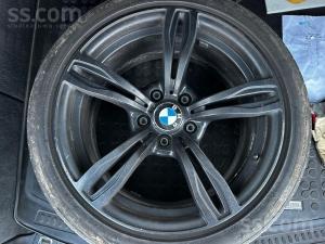 Melns BMW 530 2009 Valmiera, ar dzinēja tilpumu 3.00 L un nobraukumu 292 tūkst. km par 4300 €, foto 31 vietnē AUTOMOTO.COM.LV
