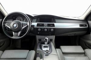Melns BMW 530 2009 Tallina, ar dzinēja tilpumu 3.00 L un nobraukumu 346 tūkst. km par 3499 €, foto 6 vietnē AUTOMOTO.COM.LV
