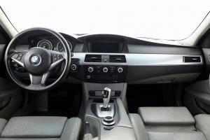 Melns BMW 530 2009 Tallina, ar dzinēja tilpumu 3.00 L un nobraukumu 346 tūkst. km par 3499 €, foto 13 vietnē AUTOMOTO.COM.LV