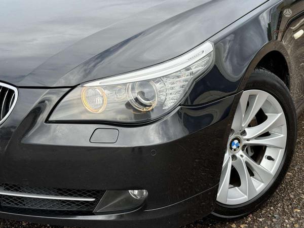 Melns BMW 530 2009 Prienai, ar dzinēja tilpumu 2.99 L un nobraukumu 380 tūkst. km par 4950 €, foto 8 vietnē AUTOMOTO.COM.LV