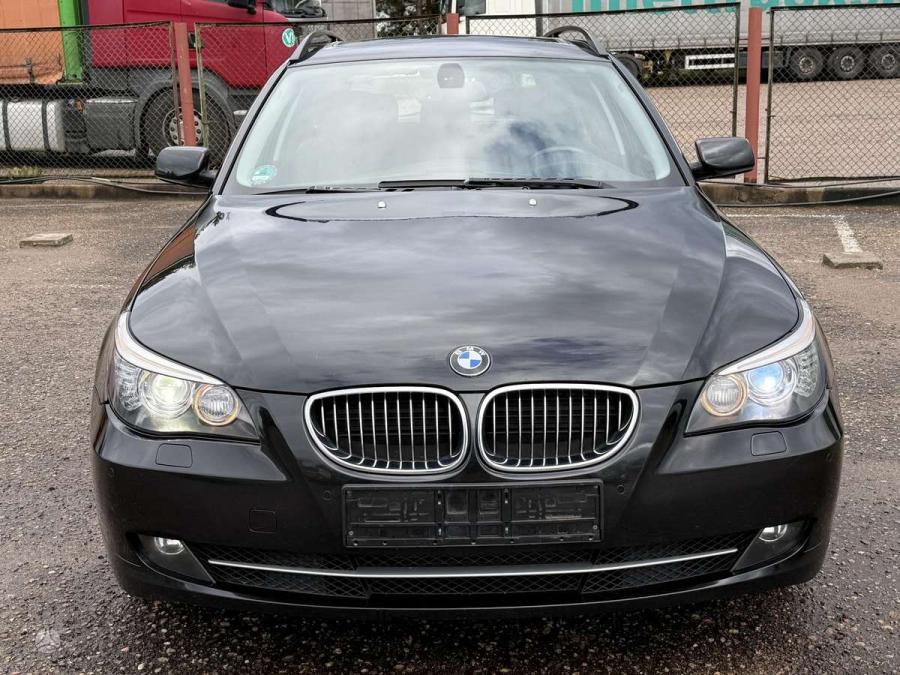 Melns BMW 530 2009 Prienai, ar dzinēja tilpumu 2.99 L un nobraukumu 380 tūkst. km par 4950 €, foto 11 vietnē AUTOMOTO.COM.LV