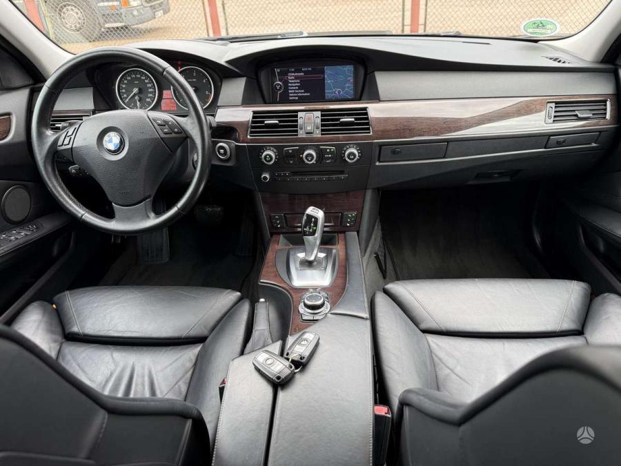 Melns BMW 530 2009 Prienai, ar dzinēja tilpumu 2.99 L un nobraukumu 380 tūkst. km par 4950 €, foto 24 vietnē AUTOMOTO.COM.LV