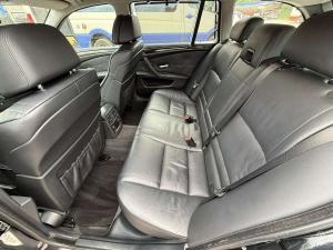 Melns BMW 530 2009 Prienai, ar dzinēja tilpumu 2.99 L un nobraukumu 380 tūkst. km par 4950 €, foto 28 vietnē AUTOMOTO.COM.LV