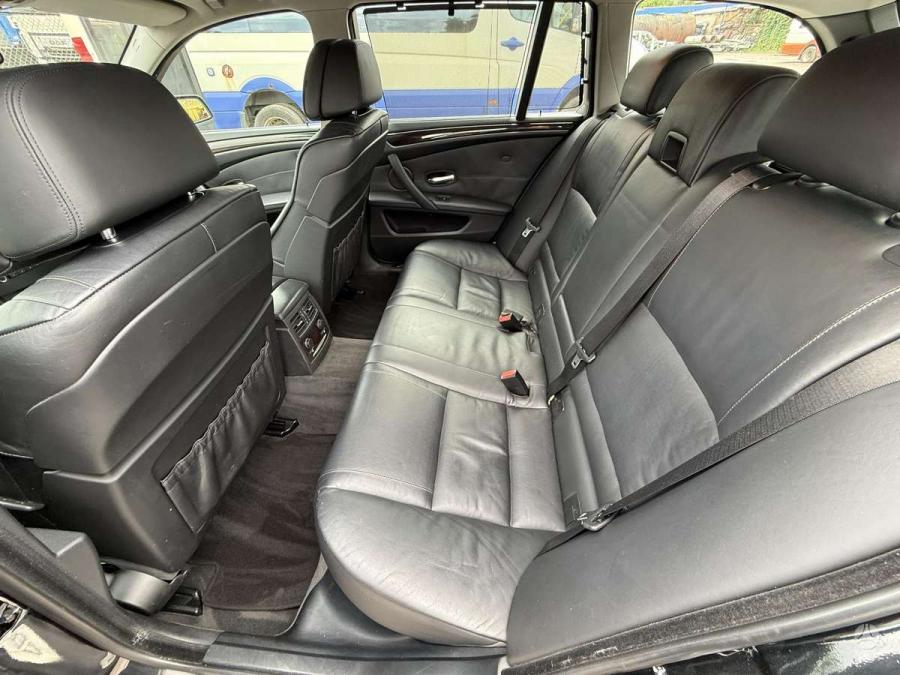 Melns BMW 530 2009 Prienai, ar dzinēja tilpumu 2.99 L un nobraukumu 380 tūkst. km par 4950 €, foto 28 vietnē AUTOMOTO.COM.LV
