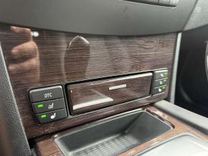 Melns BMW 530 2009 Prienai, ar dzinēja tilpumu 2.99 L un nobraukumu 380 tūkst. km par 4950 €, foto 41 vietnē AUTOMOTO.COM.LV