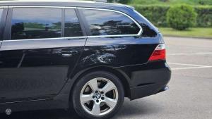 Melns BMW 530 2009 Elektrėnai, ar dzinēja tilpumu 2.99 L un nobraukumu 277 tūkst. km par 5350 €, foto 14 vietnē AUTOMOTO.COM.LV