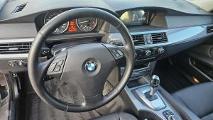 Melns BMW 530 2009 Elektrėnai, ar dzinēja tilpumu 2.99 L un nobraukumu 277 tūkst. km par 5350 €, foto 25 vietnē AUTOMOTO.COM.LV