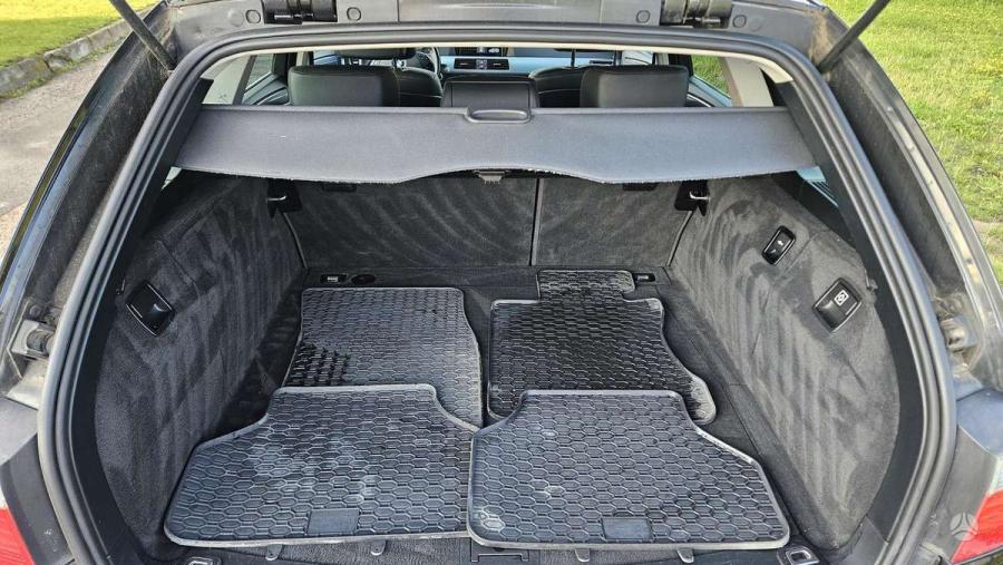 Melns BMW 530 2009 Elektrėnai, ar dzinēja tilpumu 2.99 L un nobraukumu 277 tūkst. km par 5350 €, foto 28 vietnē AUTOMOTO.COM.LV