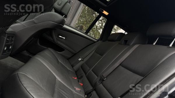 Black BMW 530 2009 in Riga, with an engine capacity of 3.00 L and mileage of 347 thousand km for 5450 €, photo 8 on AUTOMOTO.COM.LV