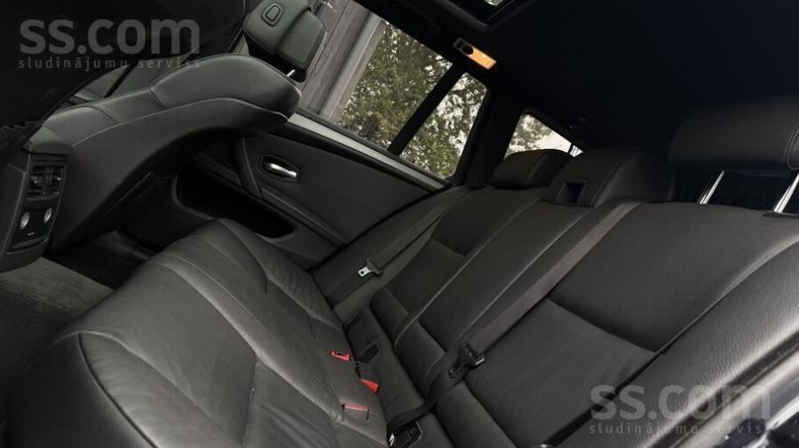 Black BMW 530 2009 in Riga, with an engine capacity of 3.00 L and mileage of 347 thousand km for 5450 €, photo 9 on AUTOMOTO.COM.LV