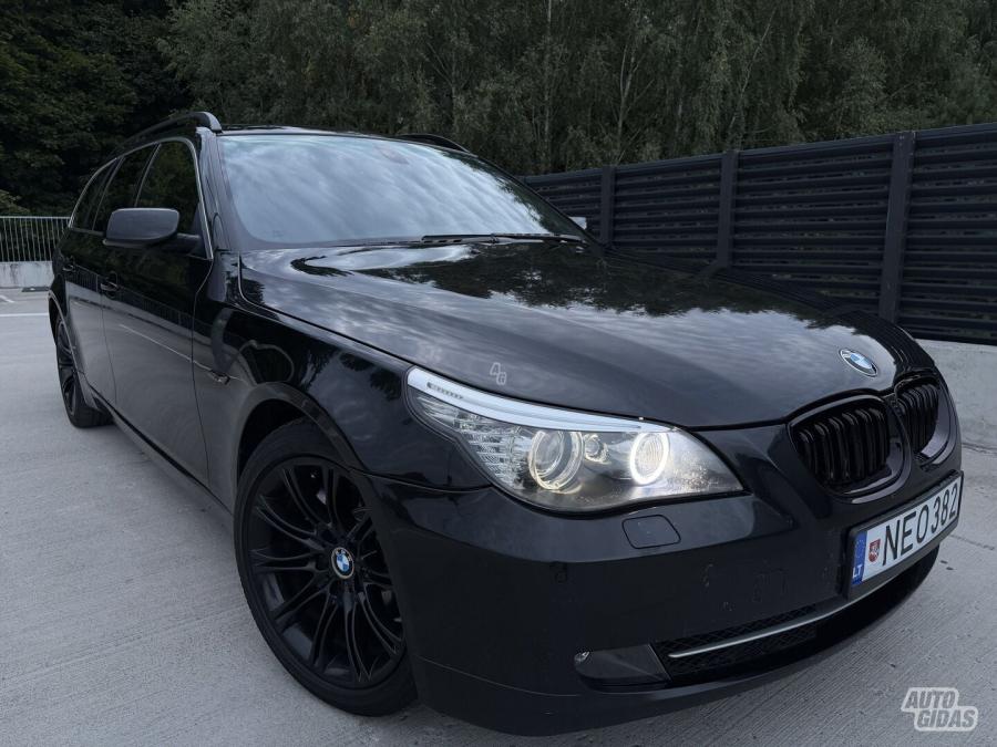 Melns BMW 530 2009 Viļņa, ar dzinēja tilpumu 3.00 L un nobraukumu 349 tūkst. km par 4999 €, foto 4 vietnē AUTOMOTO.COM.LV