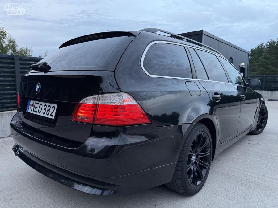Melns BMW 530 2009 Viļņa, ar dzinēja tilpumu 3.00 L un nobraukumu 349 tūkst. km par 4999 €, foto 5 vietnē AUTOMOTO.COM.LV