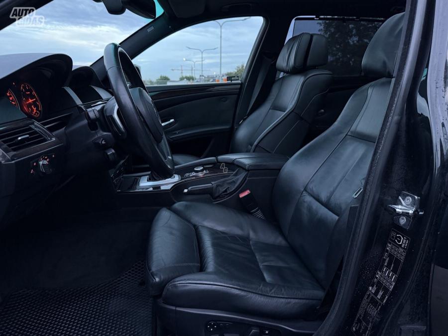 Melns BMW 530 2009 Viļņa, ar dzinēja tilpumu 3.00 L un nobraukumu 349 tūkst. km par 4999 €, foto 13 vietnē AUTOMOTO.COM.LV