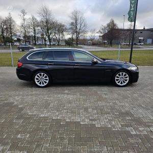 Melns BMW 530 2010 Šauļi, ar dzinēja tilpumu 2.99 L un nobraukumu 324 tūkst. km par 8500 €, foto 3 vietnē AUTOMOTO.COM.LV