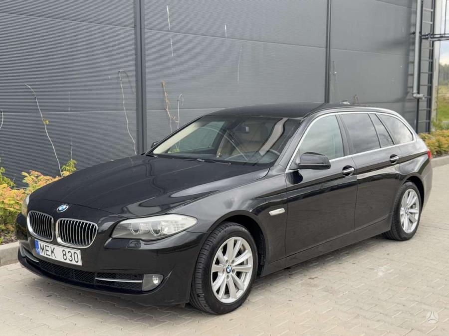 Melns BMW 530 2010 Viļņa, ar dzinēja tilpumu 2.99 L un nobraukumu 344 tūkst. km par 7900 €, foto 3 vietnē AUTOMOTO.COM.LV