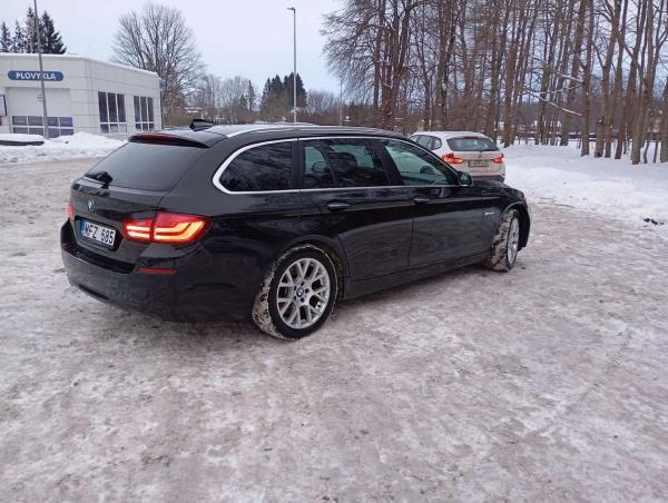 Black BMW 530 2010 in Klaipeda, with an engine capacity of 2.99 L and mileage of 360 thousand km for 6750 €, photo 4 on AUTOMOTO.COM.LV