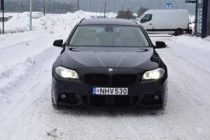 Melns BMW 530 2010 Viļņa, ar dzinēja tilpumu 2.99 L un nobraukumu 324 tūkst. km par 8950 €, foto 2 vietnē AUTOMOTO.COM.LV
