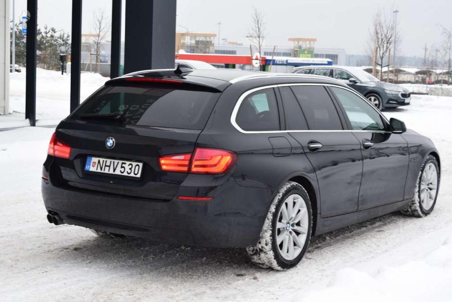Melns BMW 530 2010 Viļņa, ar dzinēja tilpumu 2.99 L un nobraukumu 324 tūkst. km par 8950 €, foto 5 vietnē AUTOMOTO.COM.LV