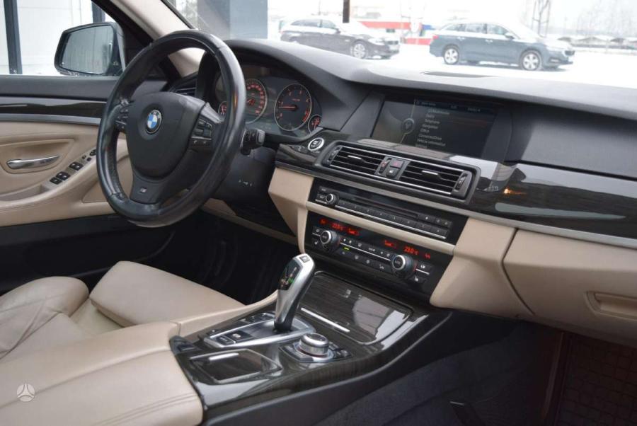 Melns BMW 530 2010 Viļņa, ar dzinēja tilpumu 2.99 L un nobraukumu 324 tūkst. km par 8950 €, foto 13 vietnē AUTOMOTO.COM.LV