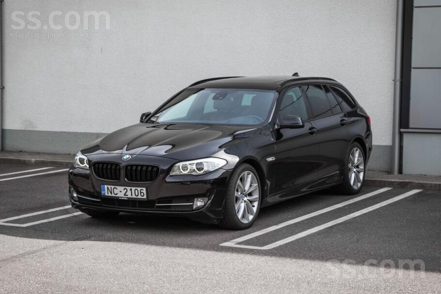 Black BMW 530 2010 in Riga, with an engine capacity of 3.00 L and mileage of 0 thousand km for 8995 €, photo 1 on AUTOMOTO.COM.LV