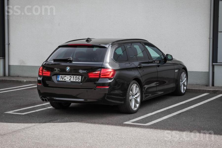 Black BMW 530 2010 in Riga, with an engine capacity of 3.00 L and mileage of 0 thousand km for 8995 €, photo 5 on AUTOMOTO.COM.LV
