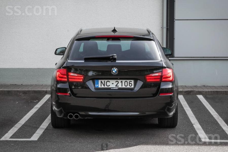 Black BMW 530 2010 in Riga, with an engine capacity of 3.00 L and mileage of 0 thousand km for 8995 €, photo 6 on AUTOMOTO.COM.LV