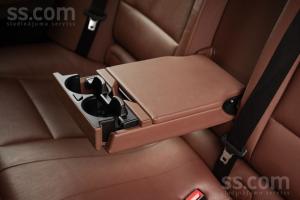 Black BMW 530 2010 in Riga, with an engine capacity of 3.00 L and mileage of 0 thousand km for 8995 €, photo 14 on AUTOMOTO.COM.LV
