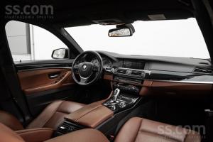 Black BMW 530 2010 in Riga, with an engine capacity of 3.00 L and mileage of 0 thousand km for 8995 €, photo 16 on AUTOMOTO.COM.LV