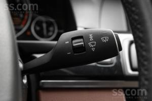 Black BMW 530 2010 in Riga, with an engine capacity of 3.00 L and mileage of 0 thousand km for 8995 €, photo 22 on AUTOMOTO.COM.LV