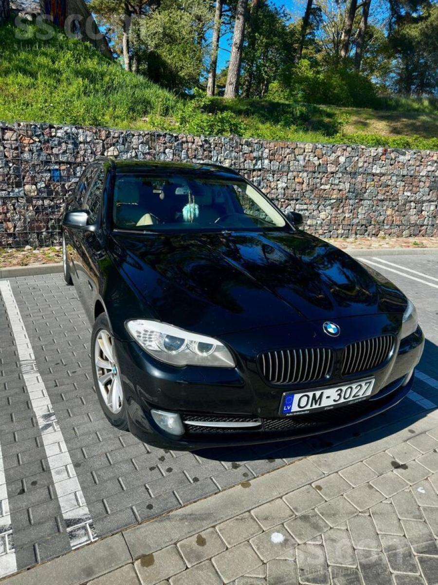 Melns BMW 530 2010 Ventspils, ar dzinēja tilpumu 3.00 L un nobraukumu 300 tūkst. km par 6300 €, foto 1 vietnē AUTOMOTO.COM.LV