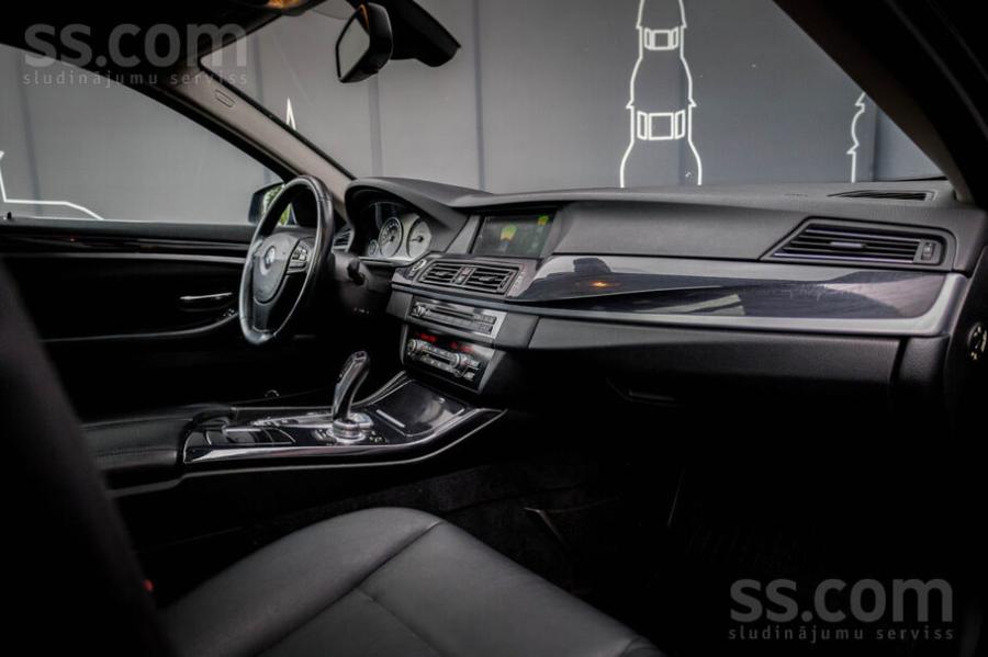 Melns BMW 530 2010 Rīga, ar dzinēja tilpumu 3.00 L un nobraukumu 320 tūkst. km par 8990 €, foto 12 vietnē AUTOMOTO.COM.LV