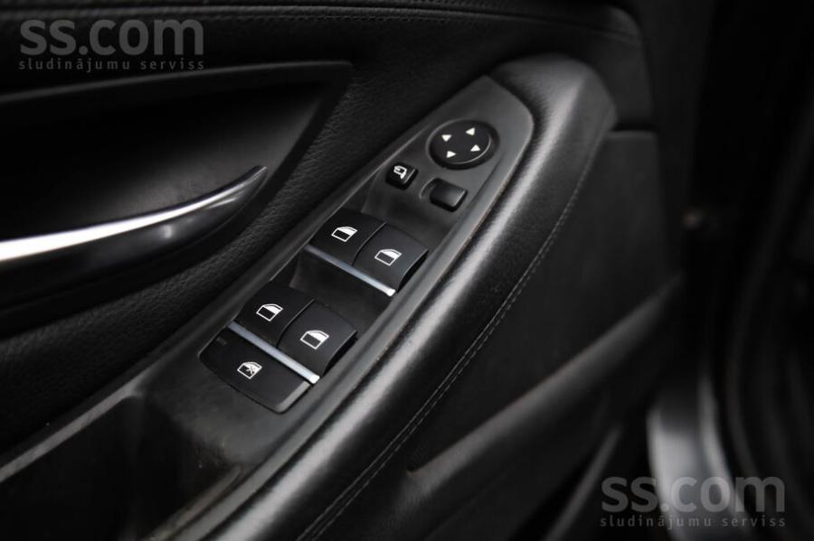 Melns BMW 530 2010 Rīga, ar dzinēja tilpumu 3.00 L un nobraukumu 320 tūkst. km par 8990 €, foto 14 vietnē AUTOMOTO.COM.LV