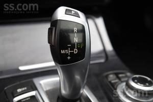 Melns BMW 530 2010 Rīga, ar dzinēja tilpumu 3.00 L un nobraukumu 320 tūkst. km par 8990 €, foto 17 vietnē AUTOMOTO.COM.LV