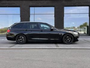 Black BMW 530 2010 in Riga, with an engine capacity of 3.00 L and mileage of 325 thousand km for 9900 €, photo 5 on AUTOMOTO.COM.LV