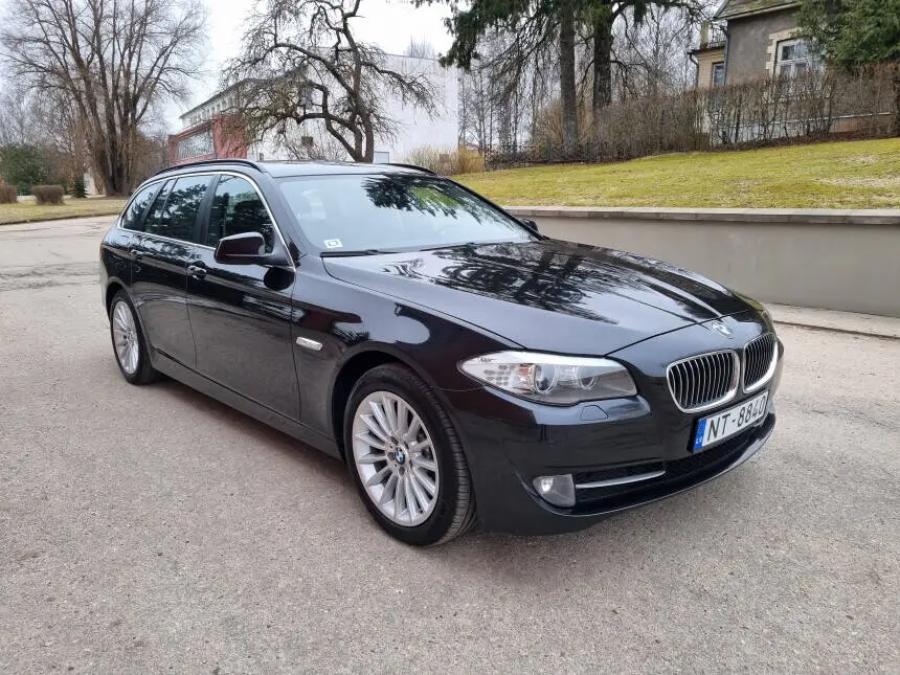 Melns BMW 530 2010 Jēkabpils, ar dzinēja tilpumu 3.00 L un nobraukumu 271 tūkst. km par 10100 €, foto 4 vietnē AUTOMOTO.COM.LV