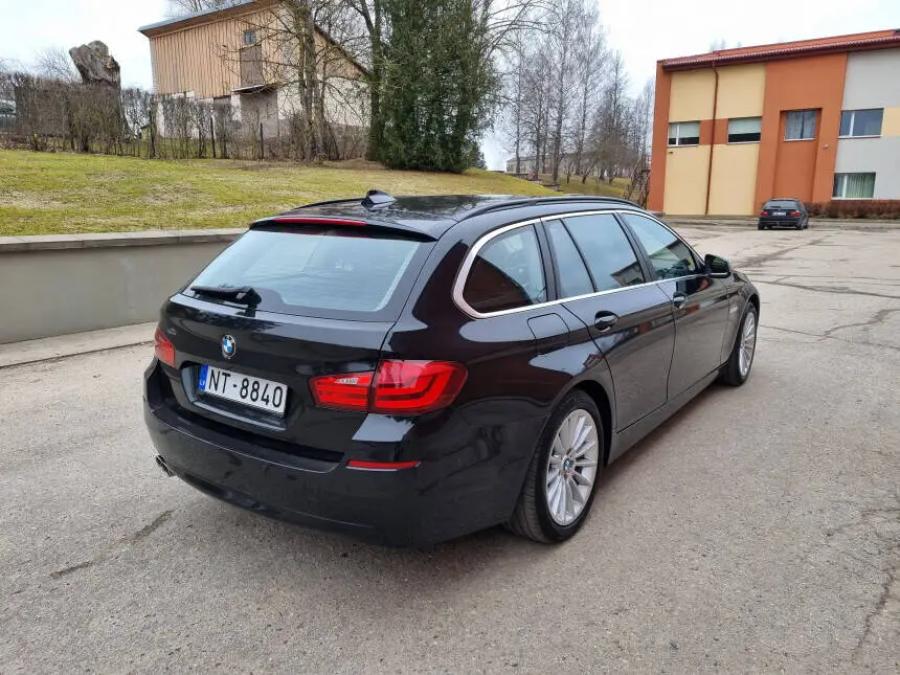 Melns BMW 530 2010 Jēkabpils, ar dzinēja tilpumu 3.00 L un nobraukumu 271 tūkst. km par 10100 €, foto 8 vietnē AUTOMOTO.COM.LV